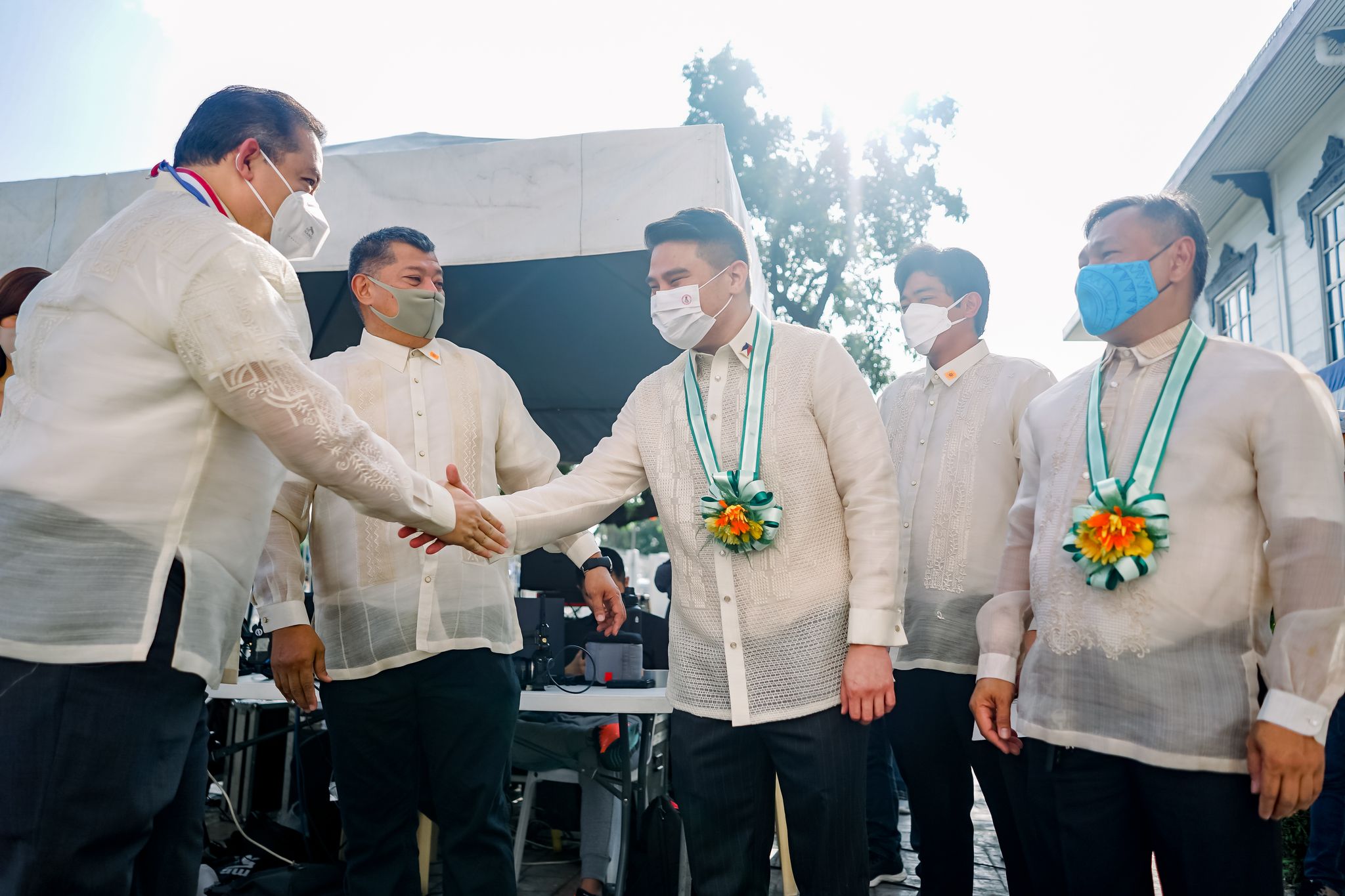 Marcos’ cousin Romualdez leads Independence Day rites in Kawit - The ...